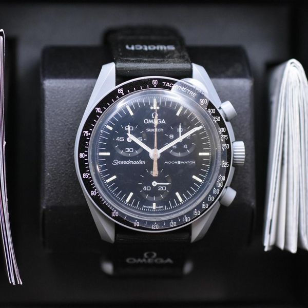 [WTS] Swatch x Omega Moonswatch Moonshine Cold Moon | WatchCharts ...