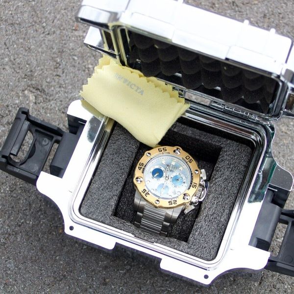 Invicta Reserve Sea Hunter Propeller Swiss movement, Gold and stainless ...