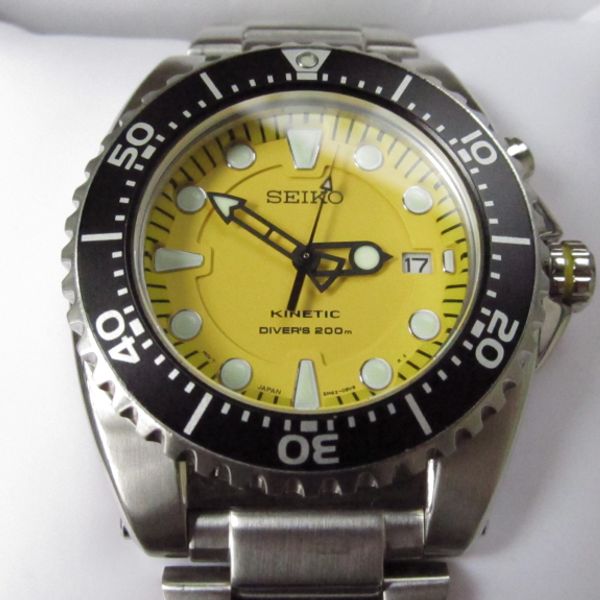 Seiko SKA367 Kinetic Diver 200m (Yellow BFK) | WatchCharts