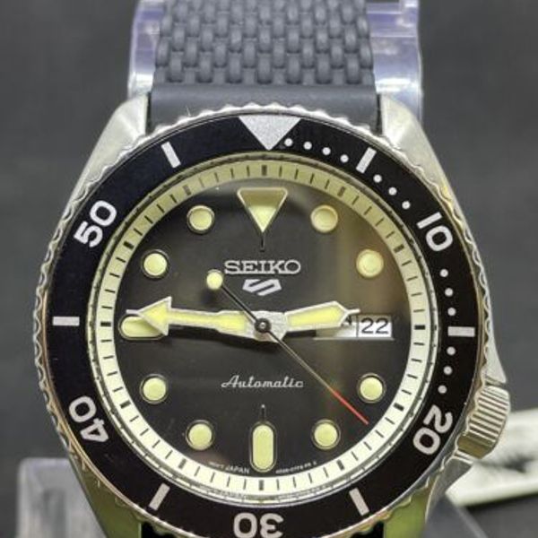 Seiko 5 Sports Automatic SRPD95 Black Sunray Day Date Silicone Band ...