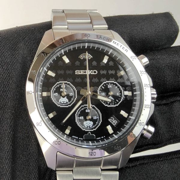SEIKO x SPACE INVADERS 45 YEARS OF EXPLORING SPACE QUARTZ METAL WATCH ...