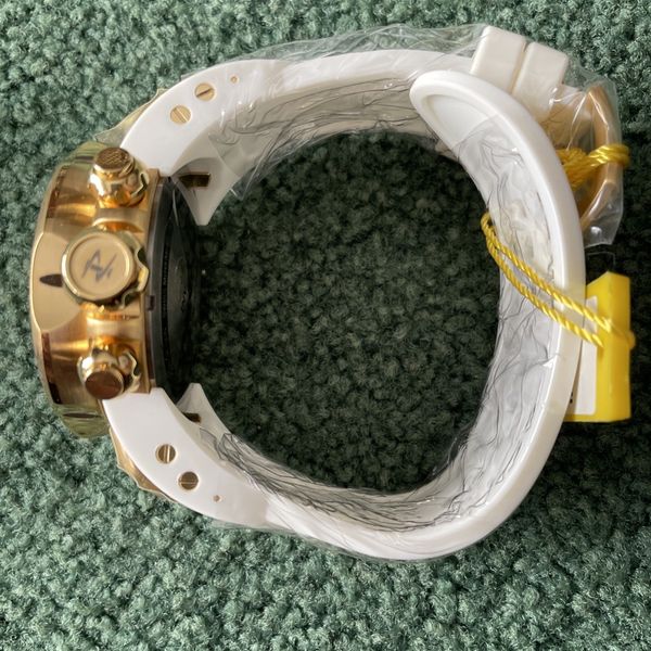 Invicta 53.7mm Goldtone Venom Viper 24066 Snake W/R 1000MT *Needs ...