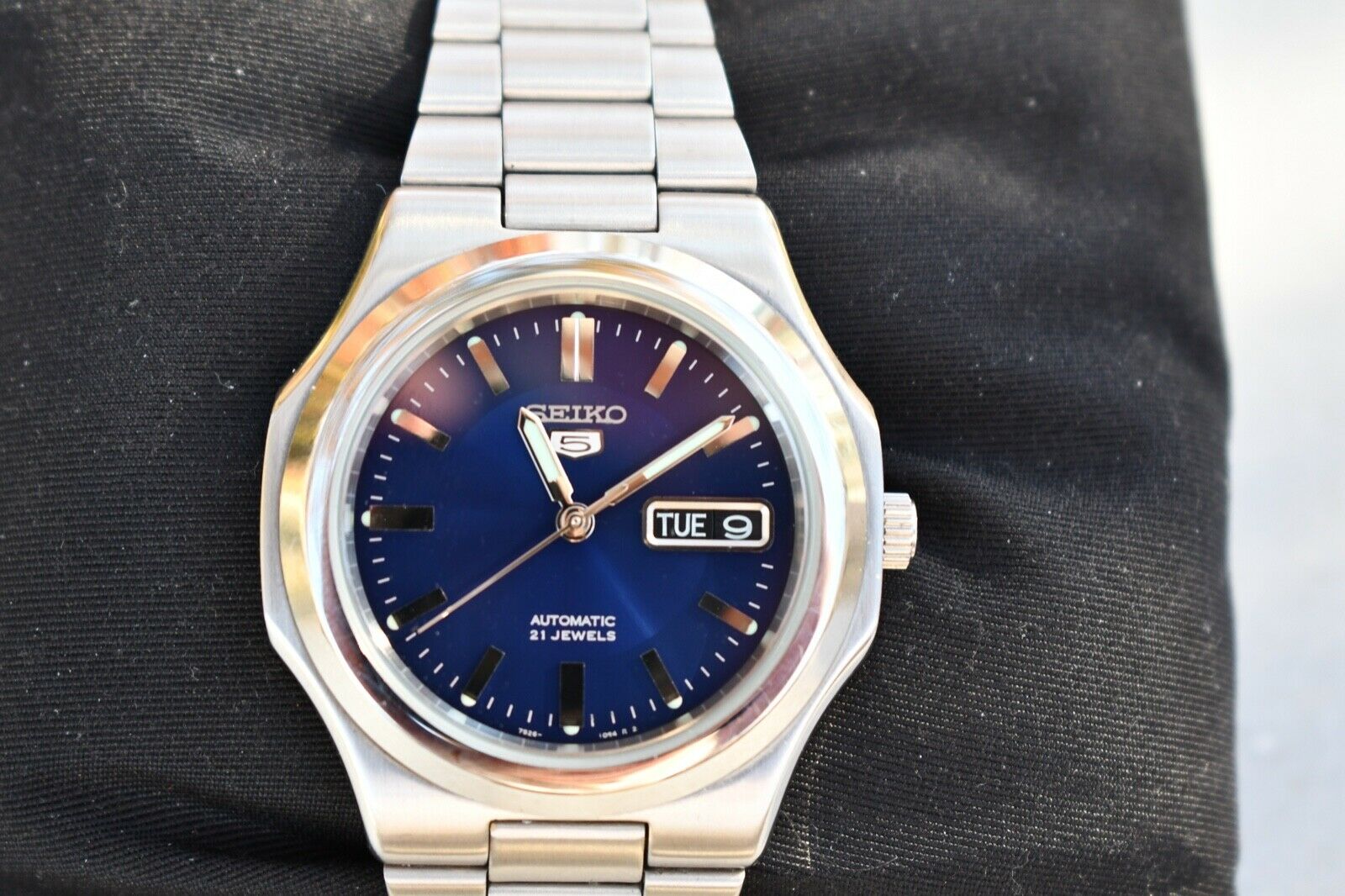 Seiko 5 SNKK45 Seikonaut Blue Dial | WatchCharts
