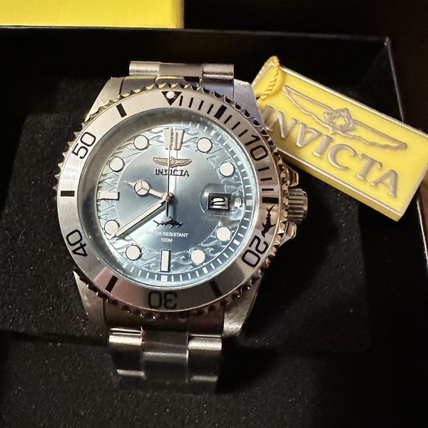 New Stainless Steel 100 Meter Ice Blue Dial Invicta Pro Dive Watch ...