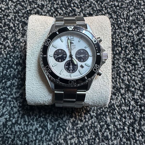 Montre chronographe solaire homme Orient Mako RN-TX0203S10B blanc ...