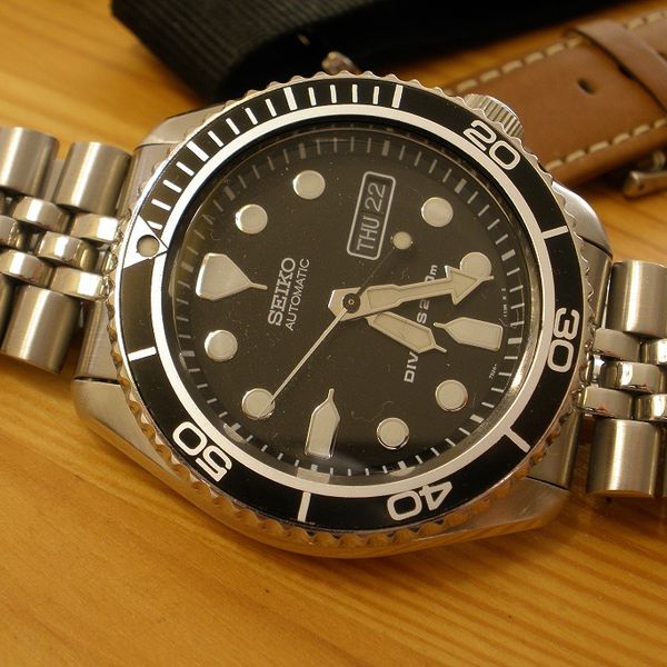 SOLD - Seiko SKX171 with SKX007 Bezel Jubilee and z22 $160 ...