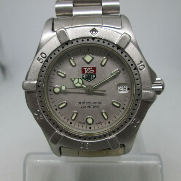 TAG HEUER 2000 SERIES STAINLESS STEEL QUARTZ MIDSIZE MENS DIVER WATCH | WatchCharts