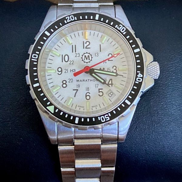 [WTS] Marathon Arctic White MSAR Quartz with bracelet | WatchCharts ...