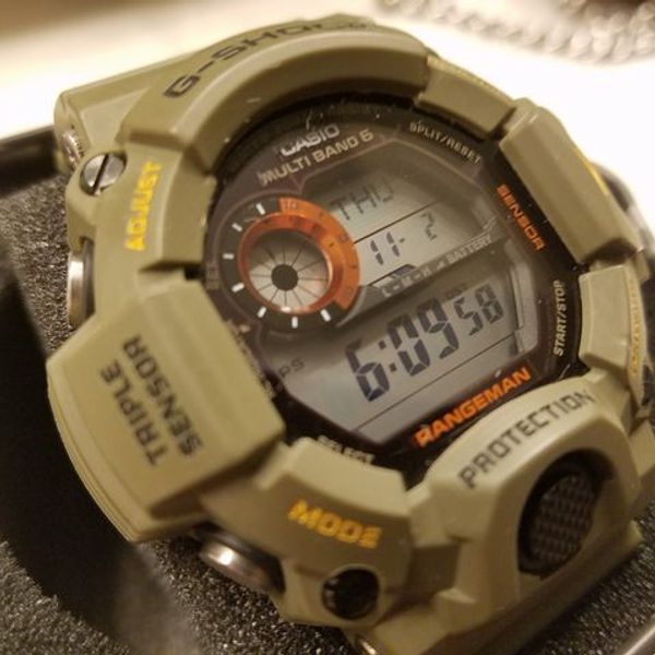Casio G-Shock Rangeman GW-9400DCJ-1 with Olive Green and Desert Camo case (positive display ...