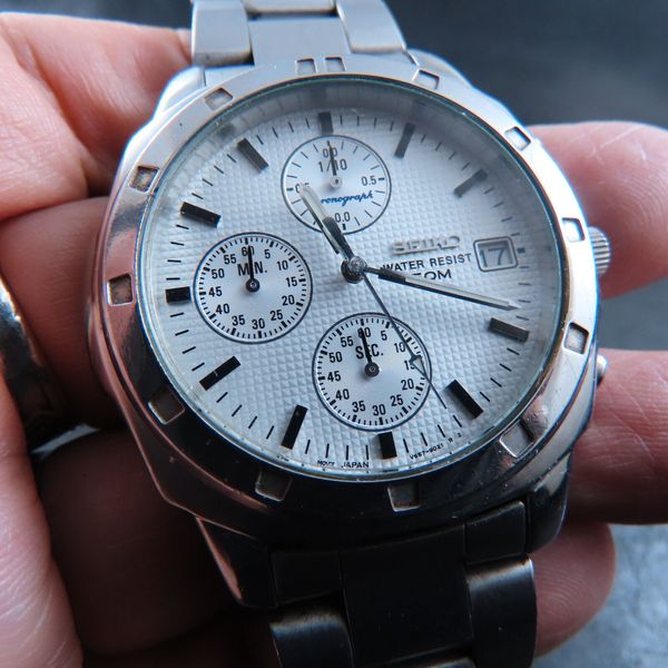 V657 Japan Seiko Chronograph Quartz Men Watch (Need Repair)(Work ...