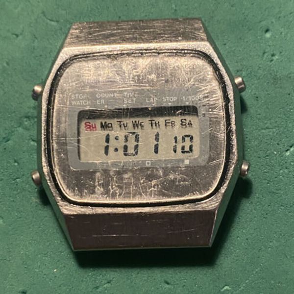 Vintage Seiko digital watch M929-5019A Works! 32mm | WatchCharts ...