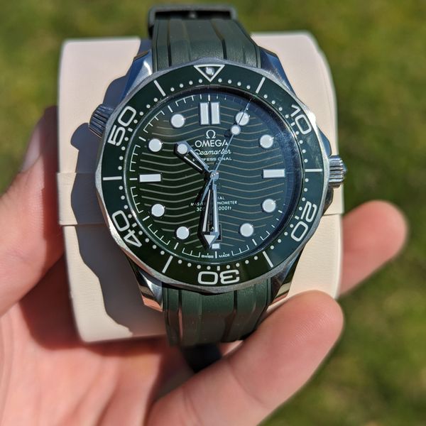 [WTS] Omega Seamaster Green "seaweed" | WatchCharts Marketplace