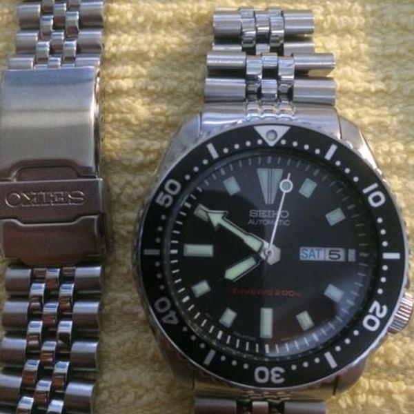 Seiko SKX173 | WatchCharts