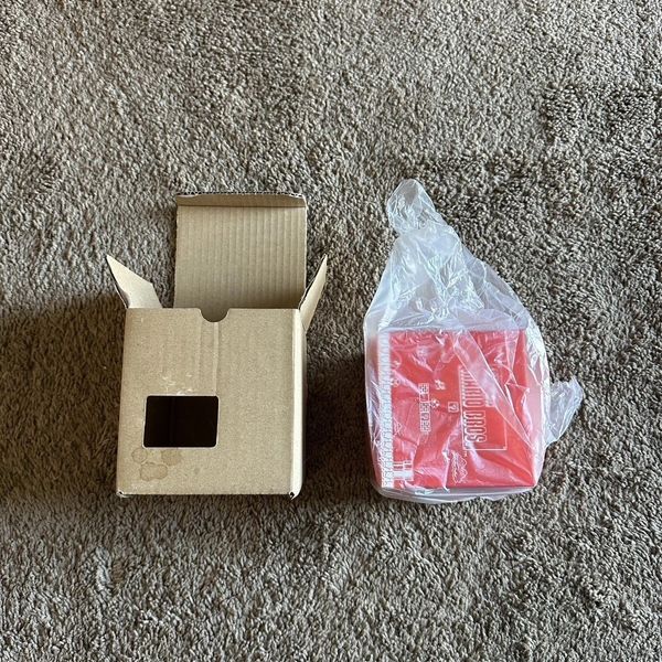 RARE LTD EDITION CASIO G-Shock Super MARIO DW-5600SMB-4 Watch Nintendo ...