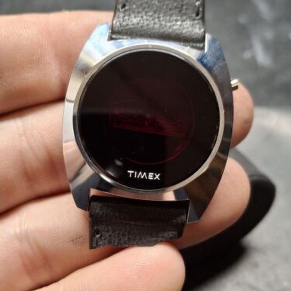 Timex Red LED Mens Vintage 1970s Digital Watch Quartz Retro ...