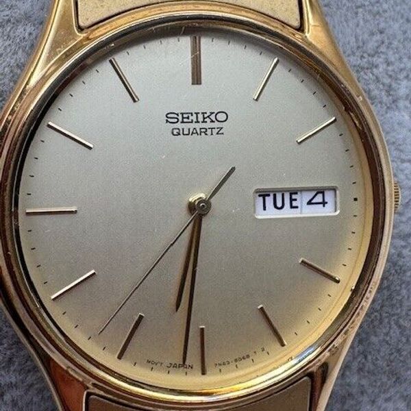 Vintage Men's Seiko 7N43-8A99 Gold Tone Quartz Day Date Watch New Battery | WatchCharts Marketplace