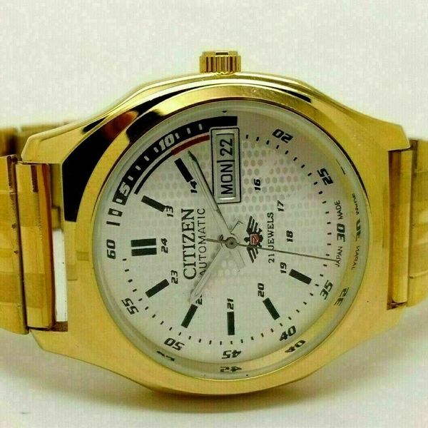 Citizen automatic men gold day date movement number 8200 japan watch ...