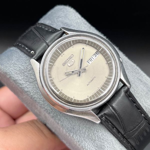 Vintage Seiko 5 Automatic Beautiful Dial Made in japan Menâ s watch 6309-8960 | WatchCharts ...