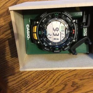 Casio Pathfinder Pag240