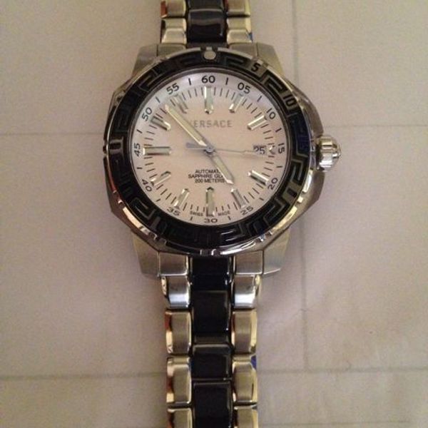 Versace V1 Diver LNIB $900 O.B.O | WatchCharts