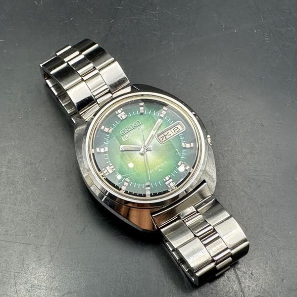 Jan/1974 SS Seiko 7019-7219 21j JDM Day-Date Automatic Watch ...