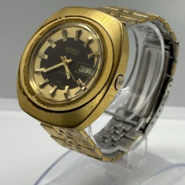 Vintage Gold Plated Benrus Electronic Citation Oversized Mens Watch ...