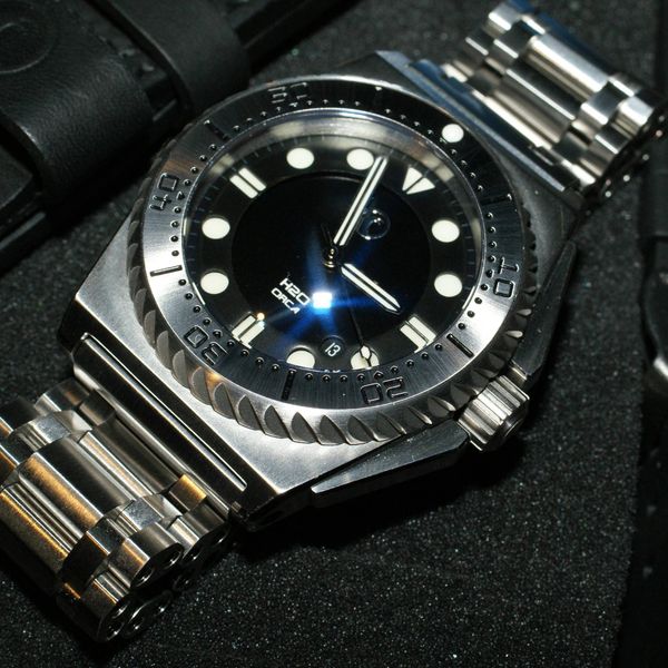 ***SOLD***FS ONLY: H2O ORCA Classic and Dress On Bracelet Superdome ...