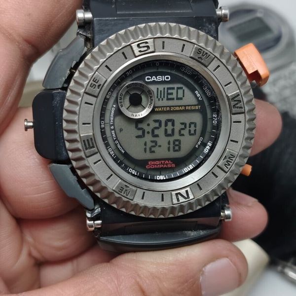 VINTAGE Casio G-Shock 1869 DW-9800 WADEMAN Digital Compass Men's ...