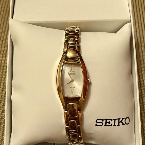 Womenâ s Seiko Solar Rectangular Watch Silver Bracelet White Mother of ...