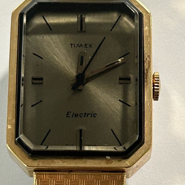 Vintage Women Timex Electric C Watch 1502 Gold Case Steel Band ...