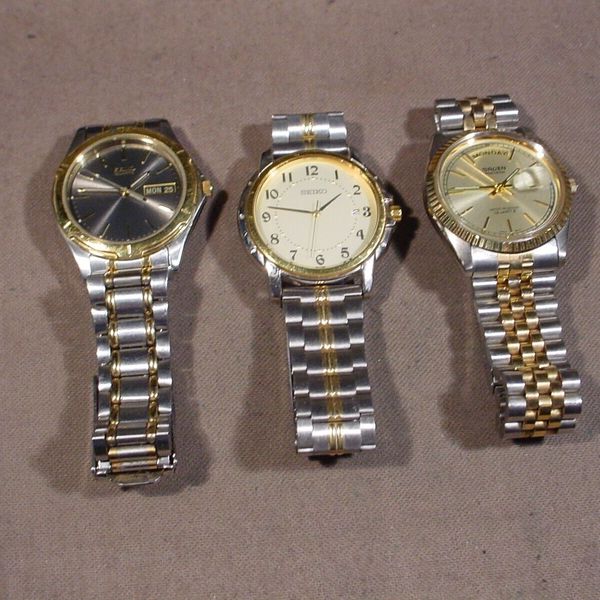 Vintage men's 2 tone quartz wrist watch lot Seiko day/date Gruen President NR | WatchCharts ...