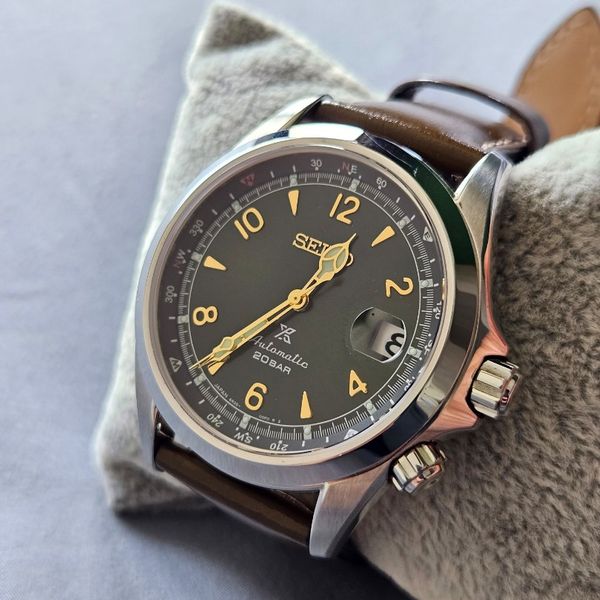 Seiko Prospex Alpinist Green SPB121 | WatchCharts Marketplace