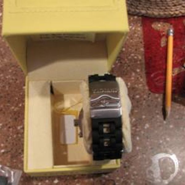 invicta sea spider ani-digi needs battery | WatchCharts Marketplace