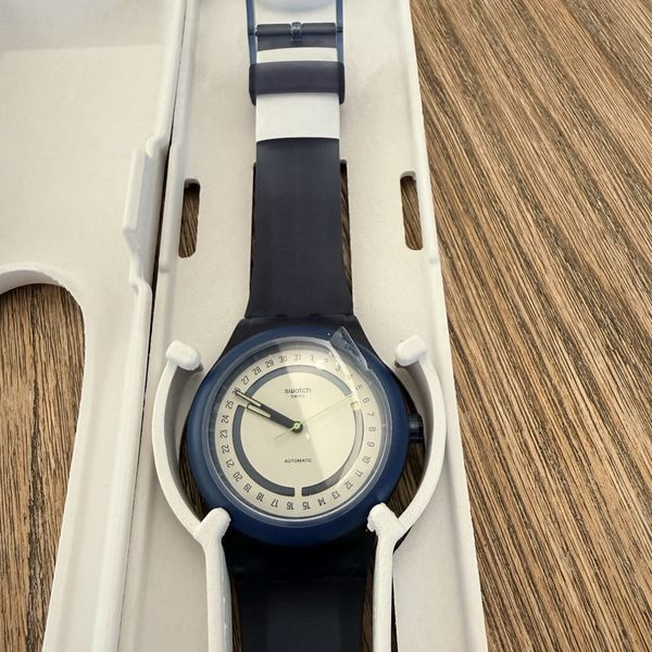 NEW - Swatch SISTEM51 Hodinkee Stoplight Neon Remix Limited Edition ...