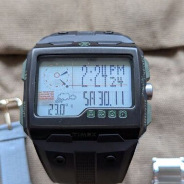 Timex Expedition WS4 Black (Altimeter, Compass, Barometer, Chronograph ...