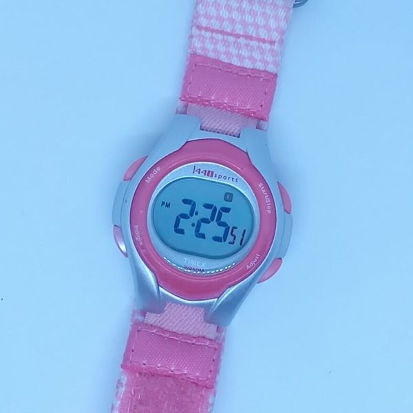 TIMEX 1440 SPORTS WATCH - PINK - NEW BATTERY - VERY GOOD CONDITION ...