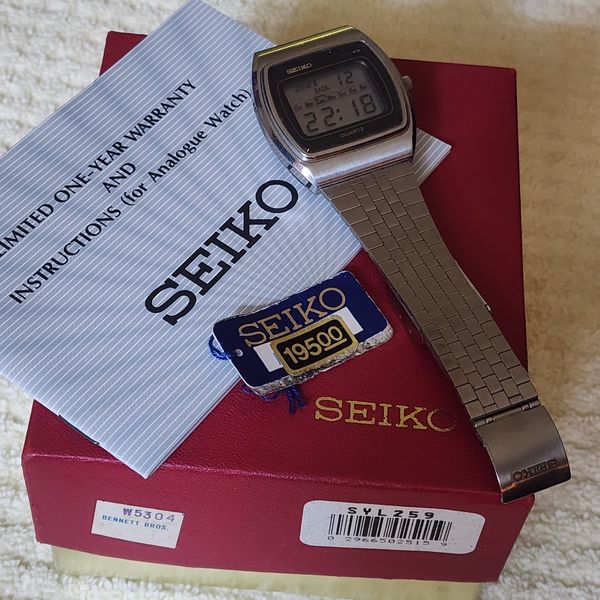 VINTAGE SEIKO LCD DIGITAL QUARTZ WRISTWATCH 0139-5000 WORKS ...