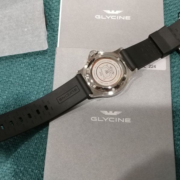 SOLD: Glycine Combat Swiss Auto Sub (Silver Bezel/Black Dial) BRAND NEW ...