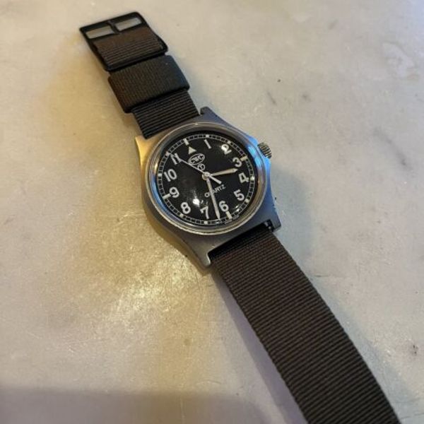 Vintage CWC G10 military watch 1989 Royal Navy Issue | WatchCharts ...