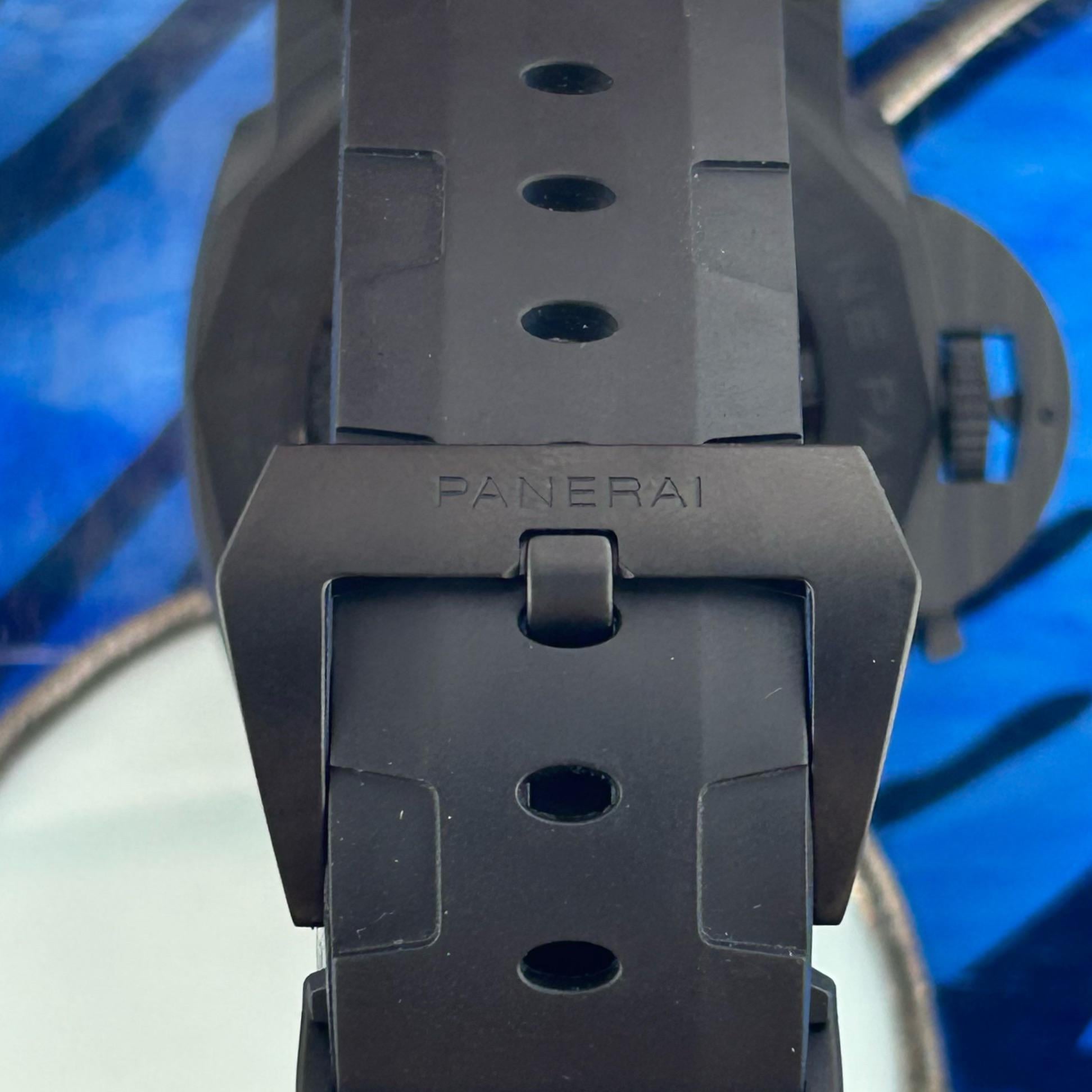 [WTS] Panerai PAM01039 Luna Rossa Carbotech Submersible GMT Americas ...