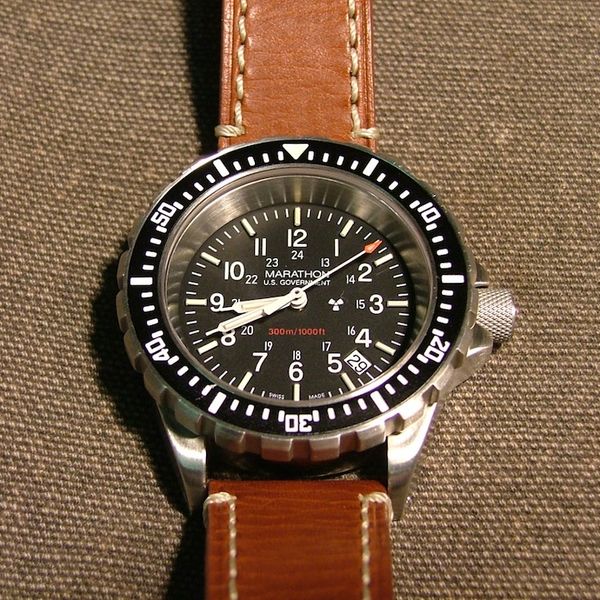 Sold: Marathon TSAR with bracelet, rubber, leather, and NATO straps ...