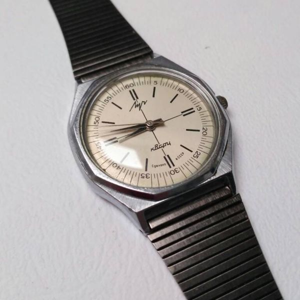 FS: ultra affordable duo of vintage Luch and Rigi | WatchCharts Marketplace