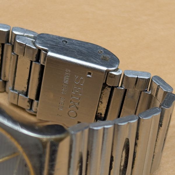 Seiko 5Y31-8019 Quartz Watch with Seiko Adjustable Band, Parts Or ...