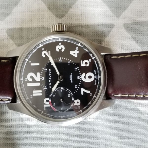 Hamilton hand wind unitas 6497 'Officer mechanical' H69619533 | WatchCharts