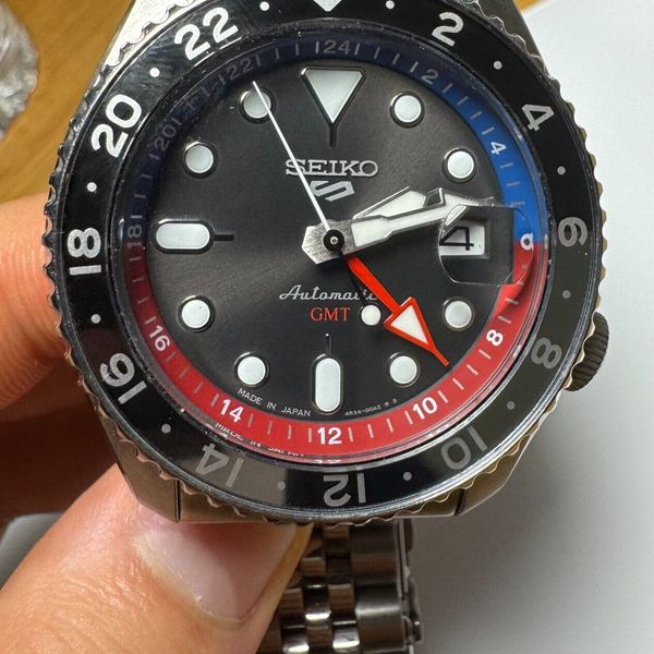 Seiko 5 Sports SSK019 Automatic Water-Resistant 24 Jewel Men's Watch ...