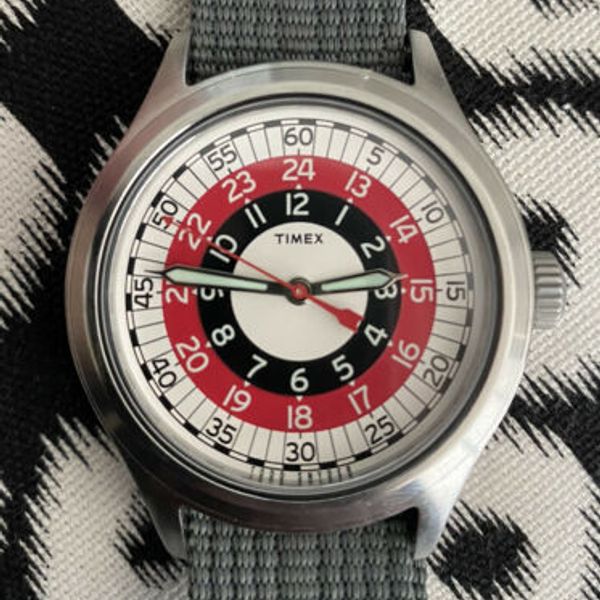 Timex x Todd Snyder Mod Grey Fabric NATO Band Red Black Dial 40MM ...