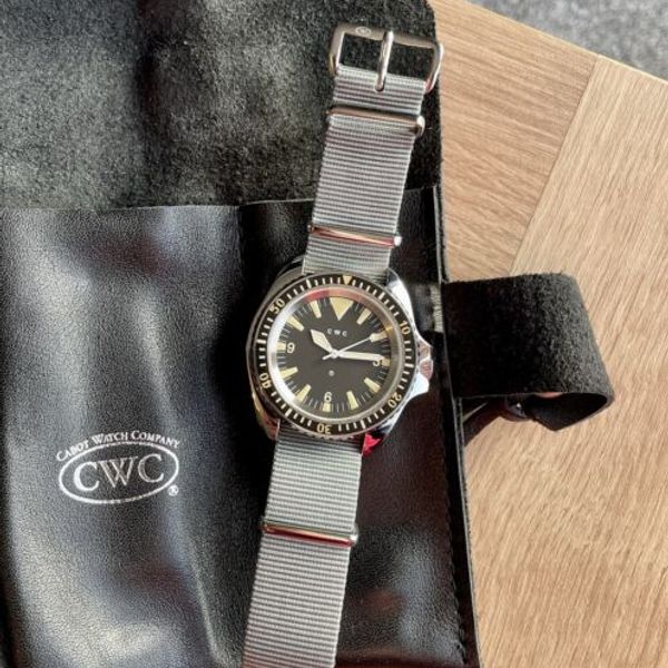 CWC RN80 â 1980 Royal Navy Automatic Dive Watch Re-issue | WatchCharts ...