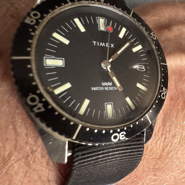 Vintage Timex Marlin Men Red Dot Black Date 38mm Mechanical Wind Watch ...