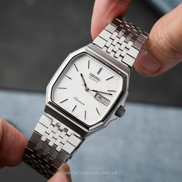 VINTAGE SEIKO CHRONOS OCTAGONAL WAFFLE DIAL WATCH | WatchCharts Marketplace
