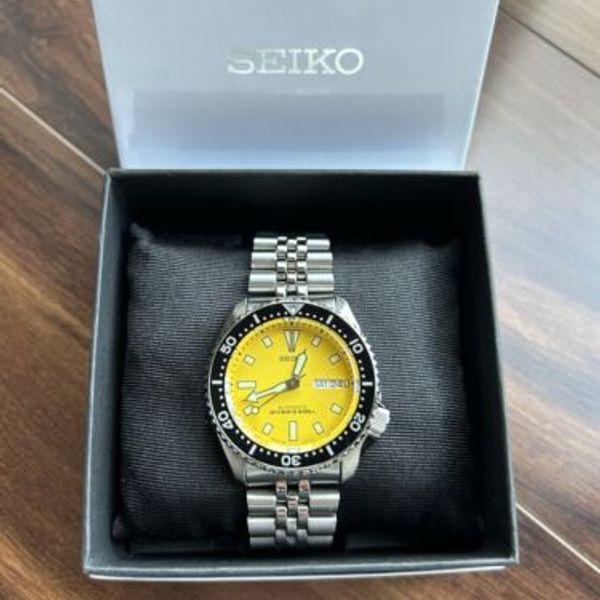 Vintage Seiko SKXA35 Men's Yellow Automatic Diver's 200m Watch 7S26 ...